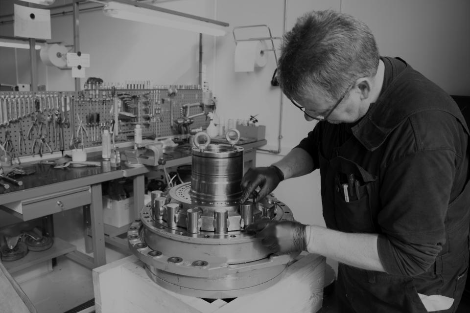 Danitech: Hydraulics, Electrification, IoT and more